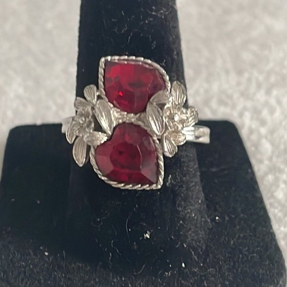 Sarah Coventry | Jewelry | Vintage Sarah Coventry Heart Love Story Ring ...